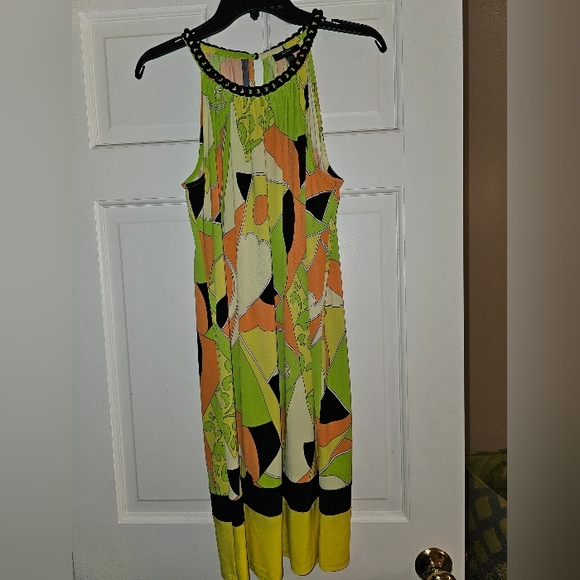 MSK | Dresses | Green Flowy Dress | Poshmark